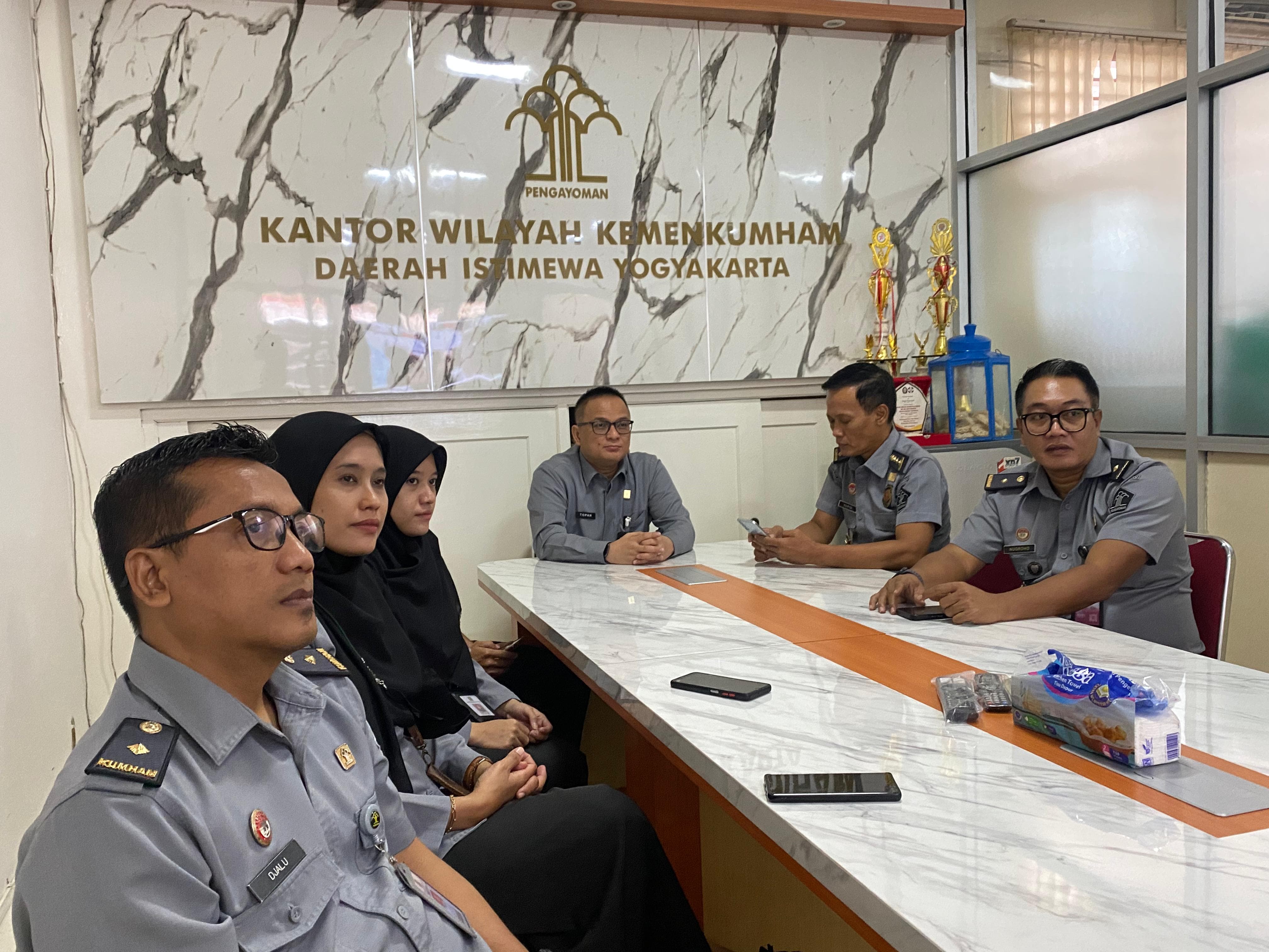 Kanwil Kemenkumham DIY Ikuti Giat Penyampaian Hasil Monev RKT RB, Staf Ahli Bidang Penguatan RB ...