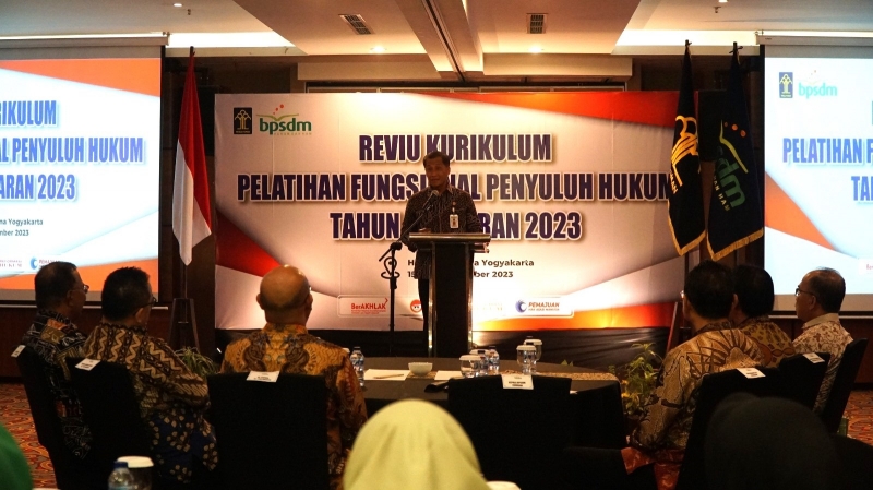 Dukungan Kemenkumham DIY untuk Reviu Kurikulum Pelatihan Fungsional Penyuluh Hukum BPSDM Hukum ...